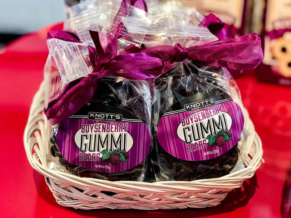 Best Tips For Attending Knott's Boysenberry Festival - SoCal Field Trips